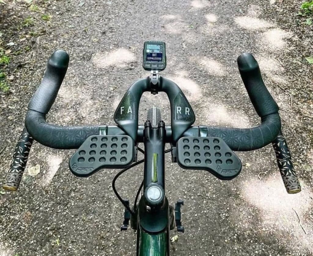 Best Aero Bars For Your Gravel Bike - Cycle Travel Overload